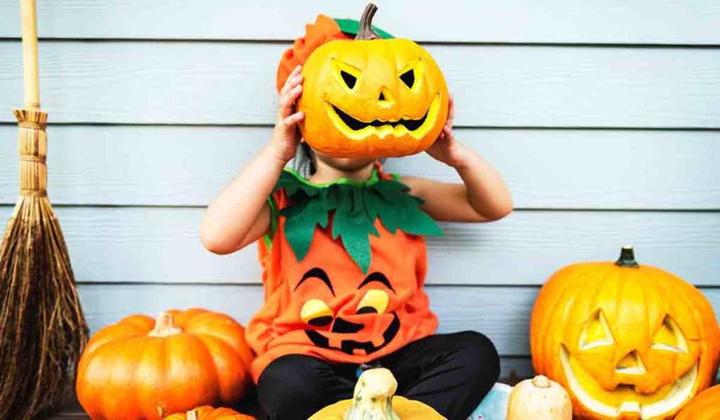6 Fun Things For Couples To Do On Halloween